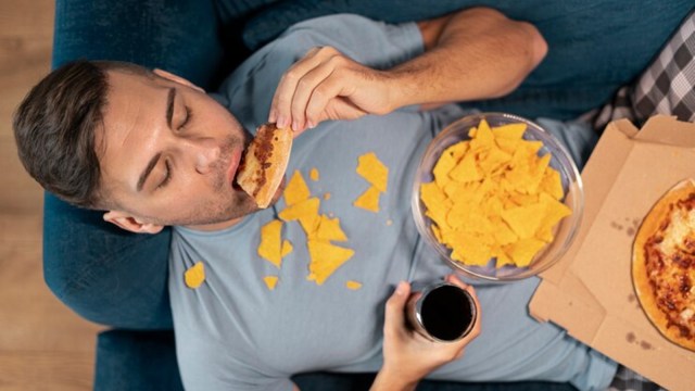 Addicted to junk food and can’t seem to stop? Here’s how to overcome it ...