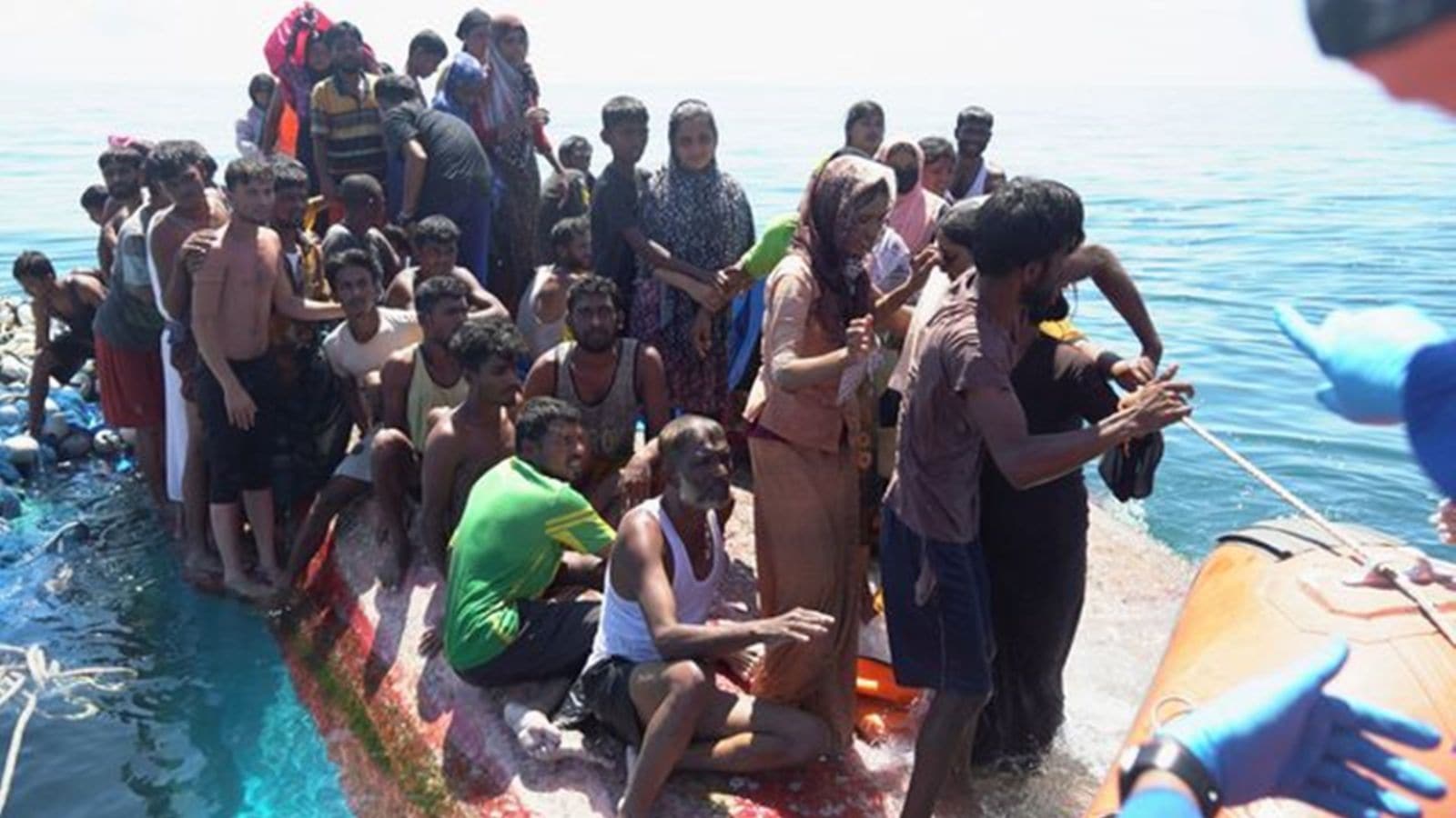 3 Rohingya refugees’ bodies found as Indonesia ends rescue for capsized boat | World News - The ...
