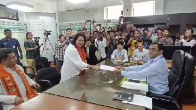Tripura ‘princess’ Kriti Singh Debbarma of BJP files LS nomination ...