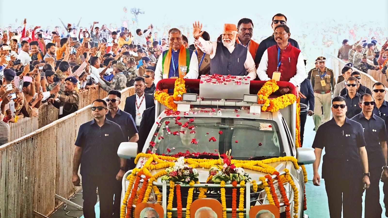 In Jharkhand, PM Modi calls JMM corrupt, party hits back | India News ...