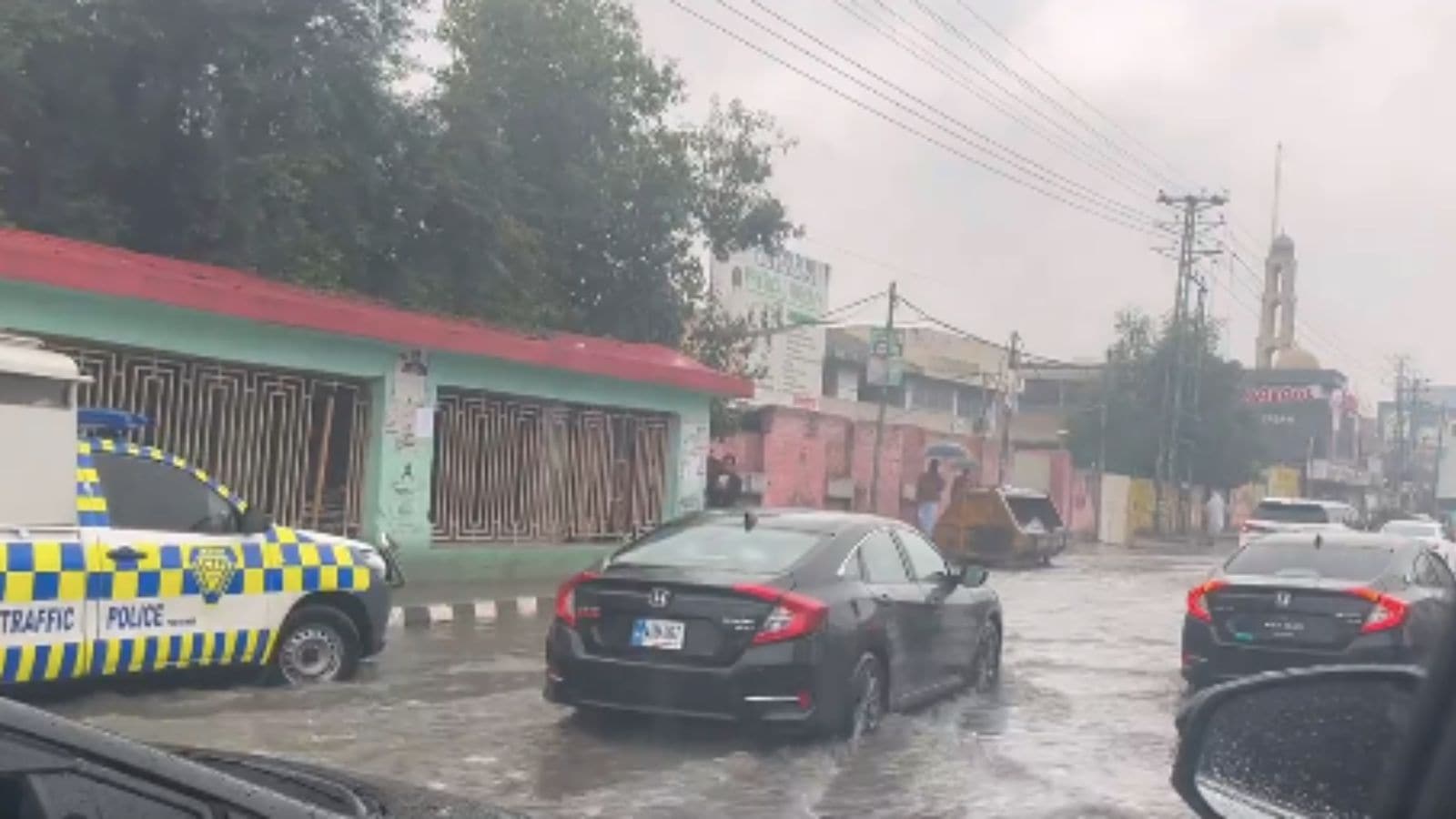 Heavy winter rains in Pakistan kill at least 29 as buildings collapse ...