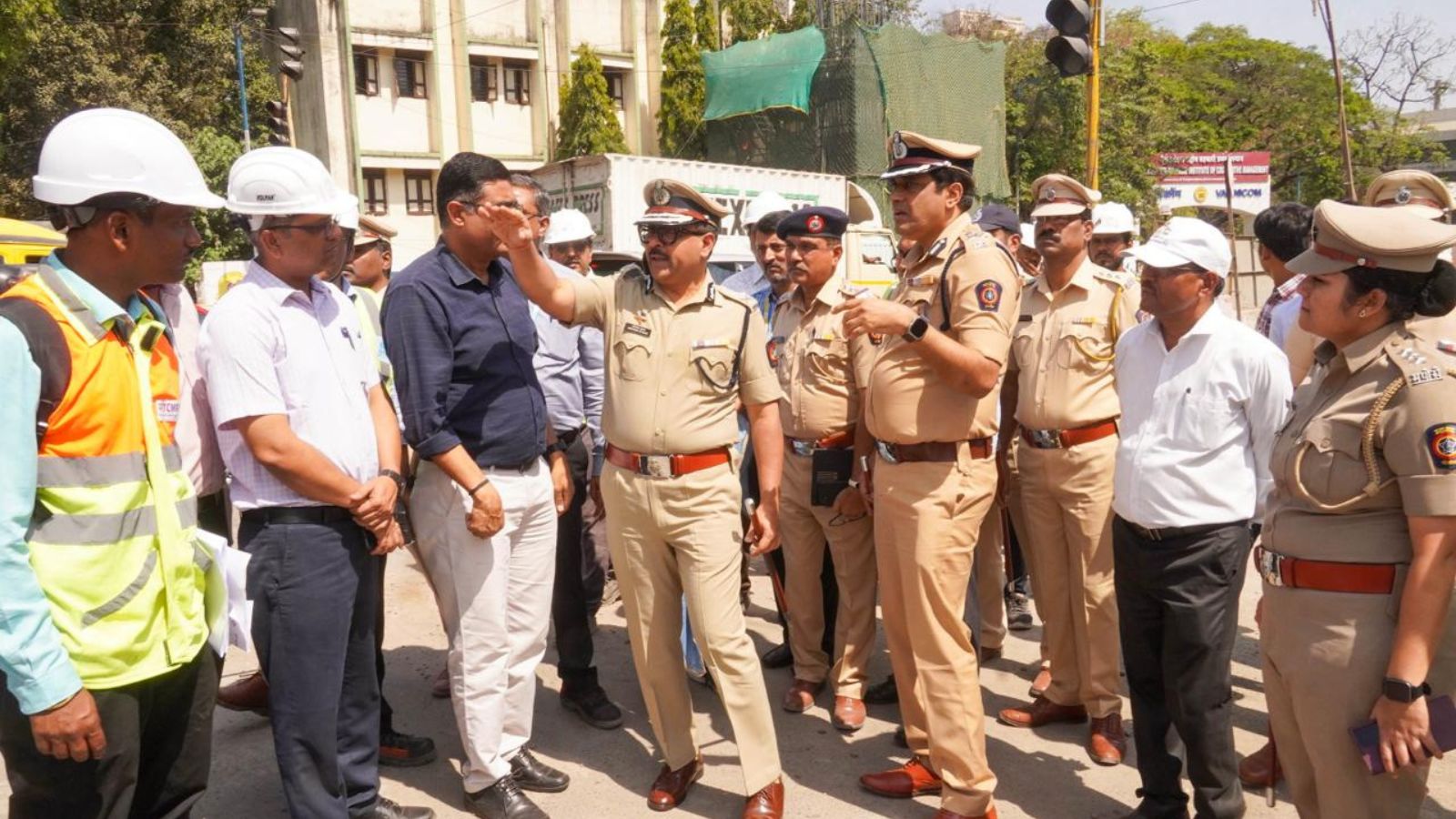 ‘Don’t play with our patience’: PMC, Metro, PMRDA get an earful from ...