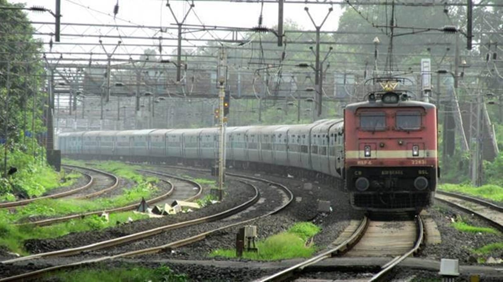 Western Railway official gets 4 yrs in jail for demanding Rs 3 lakh ...