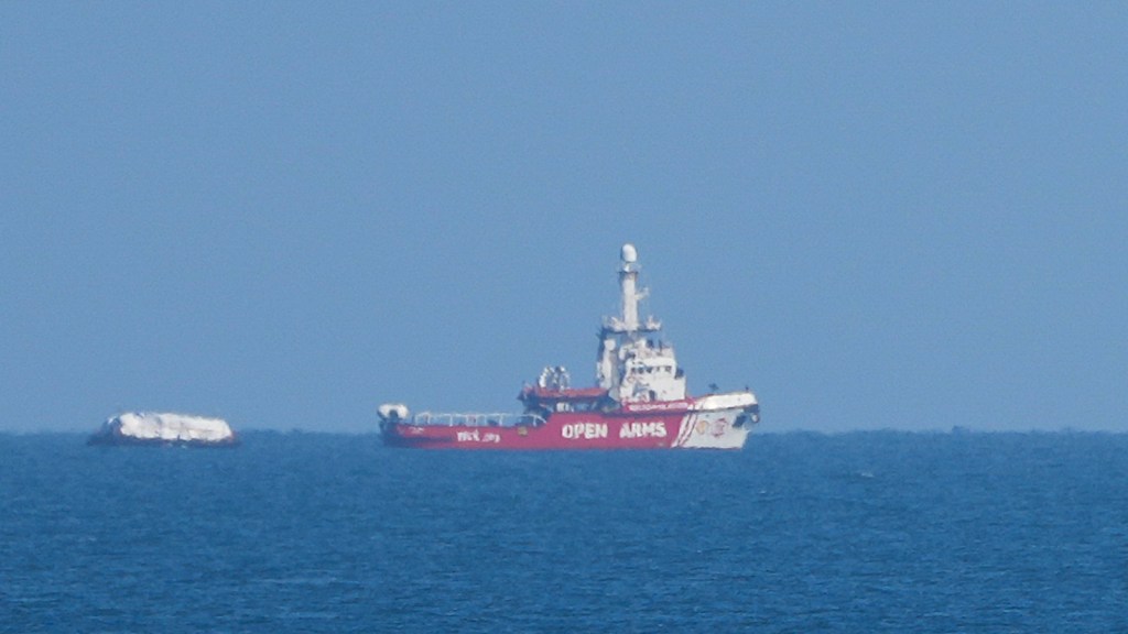 First ship to use new sea route approaches Gaza with 200 tons of aid ...