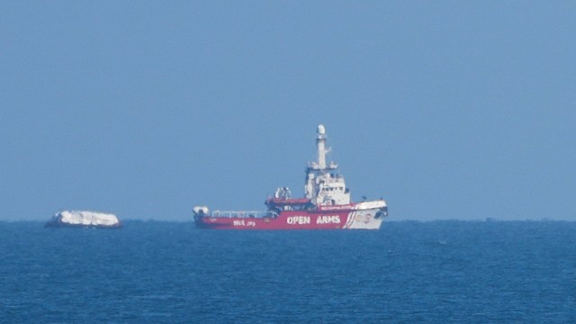 First ship to use new sea route approaches Gaza with 200 tons of aid ...