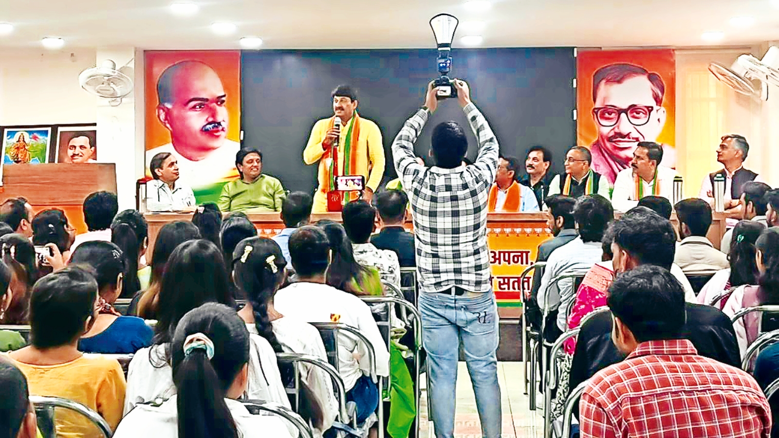 Tiwari kicks off re-election bid in Northeast Delhi, also eyes Assembly ...