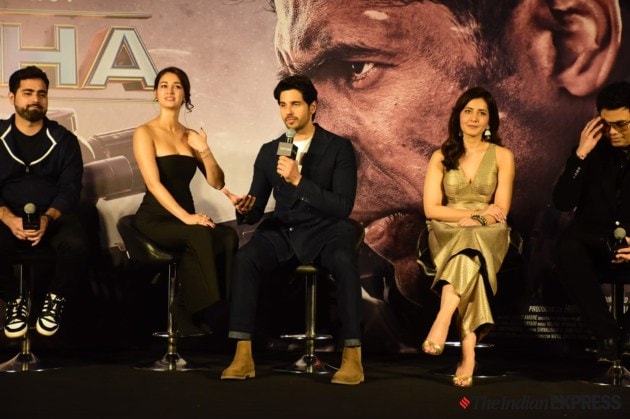 Sidharth Malhotra, Disha Patani, shine in their fashionable best at ...