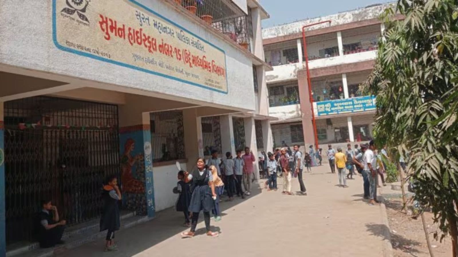 Surat municipal school students to be taught AI, coding, robotics ...