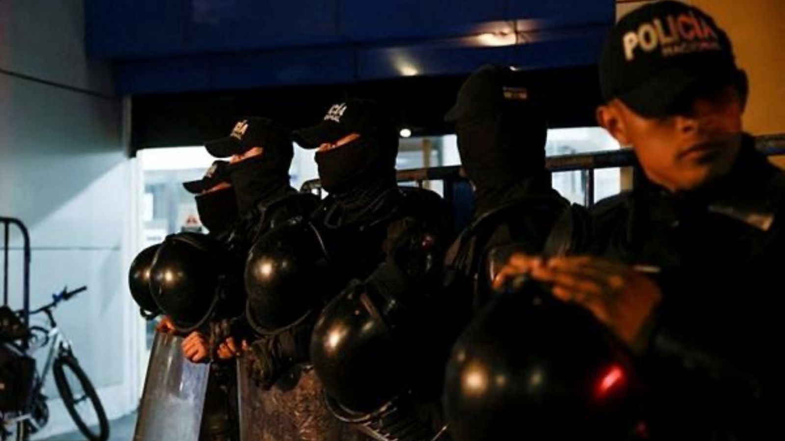 Mexico suspends relations with Ecuador after arrest of former Vice ...