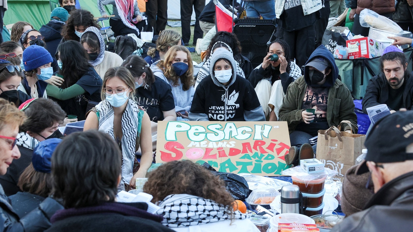 Pro-Palestinian protests sweep US college campuses following mass ...
