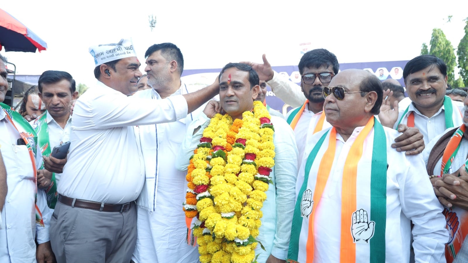 Surat Congress candidate’s nomination cancelled, party plans to move HC ...
