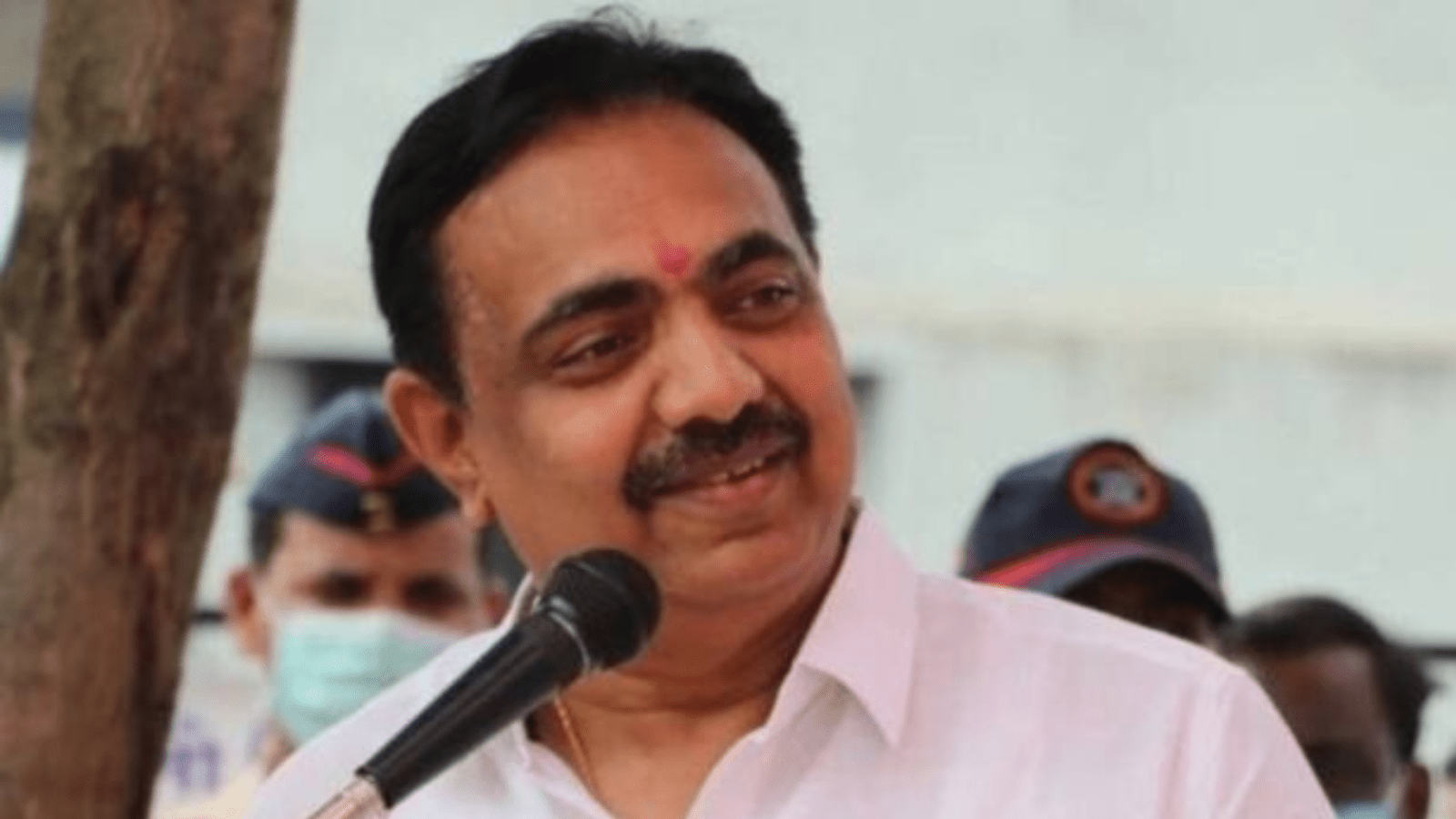 Jayant Patil missing from poll campaign, sidelined by Sharad Pawar ...