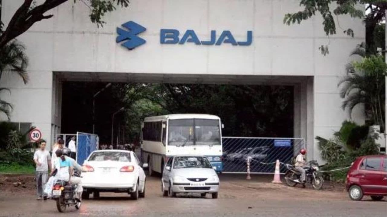 Bajaj Auto reports 25% rise in total wholesales in March | Business News - The Indian Express