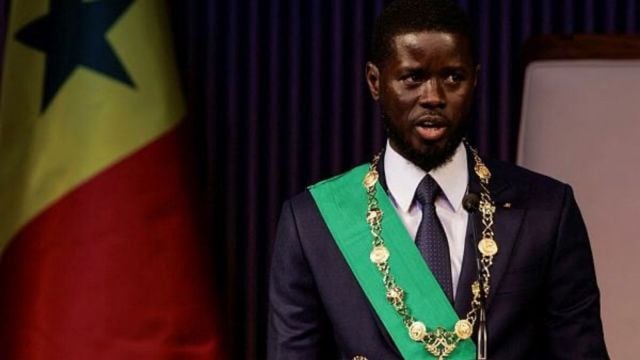 Senegal inaugurates youngest president, who promises change