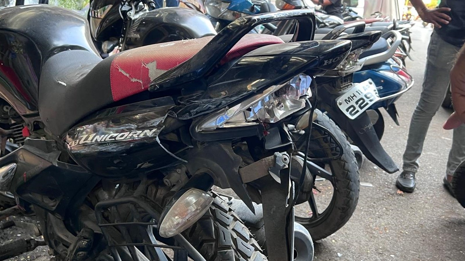 Mercedes driver suffers seizure, loses control over car and hits man in ...