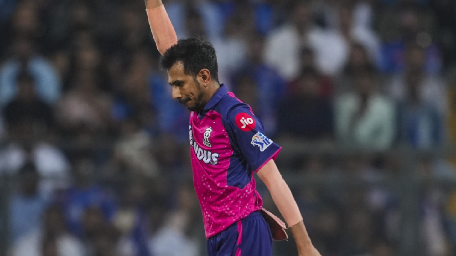 IPL 2024 Purple Cap: Yuzvendra Chahal tops table, Mohit Sharma re-enters Top 5 after RR vs GT ...
