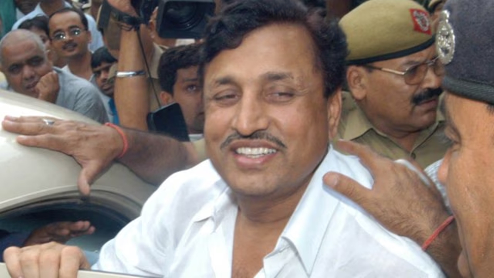 2001 Kidnapping Case: Basti police attach Amarmani’s property in ...
