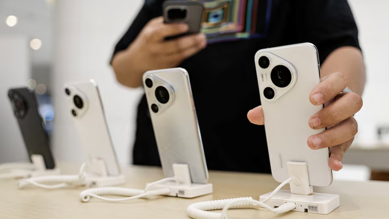 Huawei starts sales of new Pura 70 smartphone amid scrutiny on chips ...