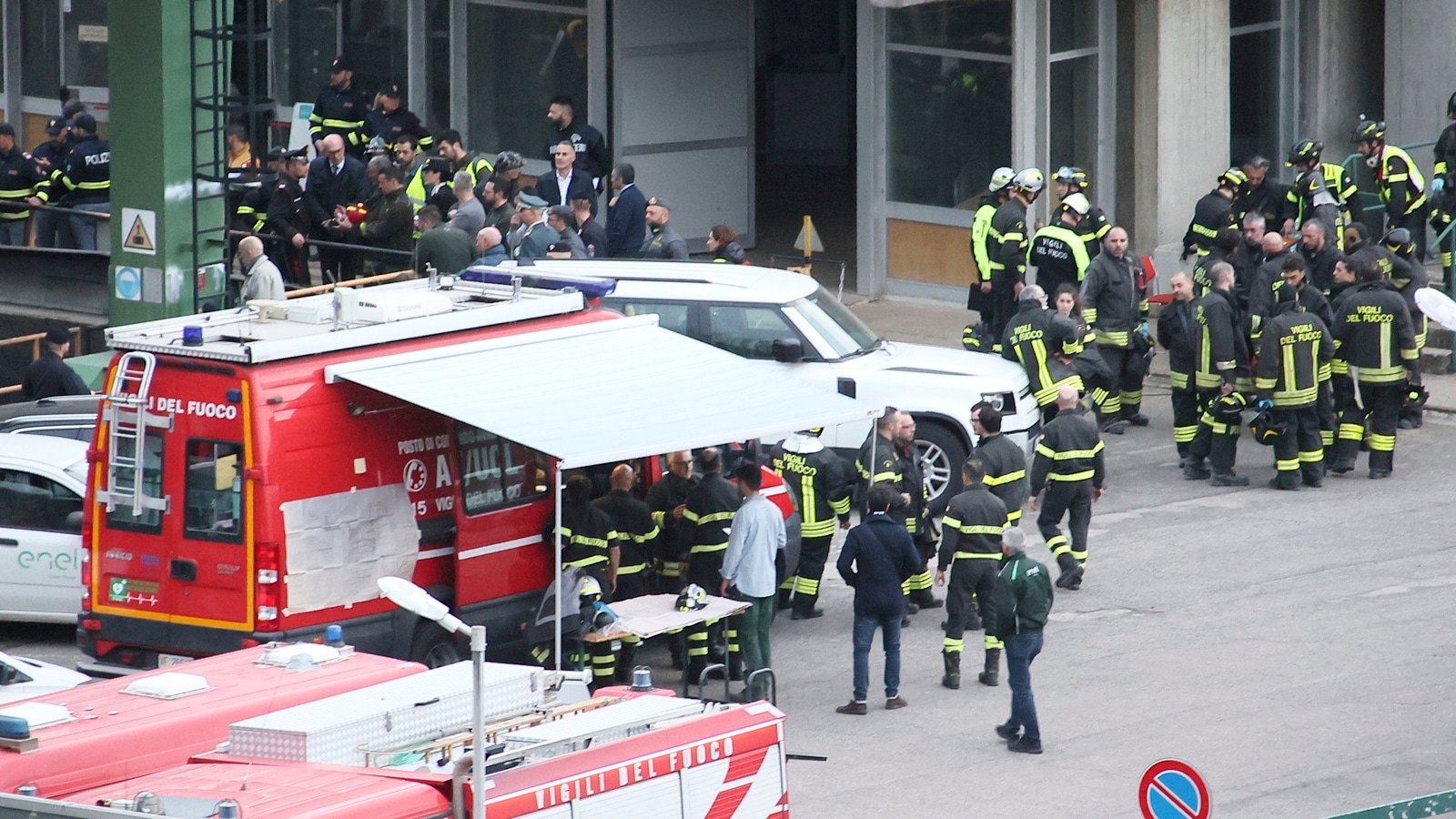 3 dead and 4 missing in an explosion at a hydroelectric plant in Italy ...