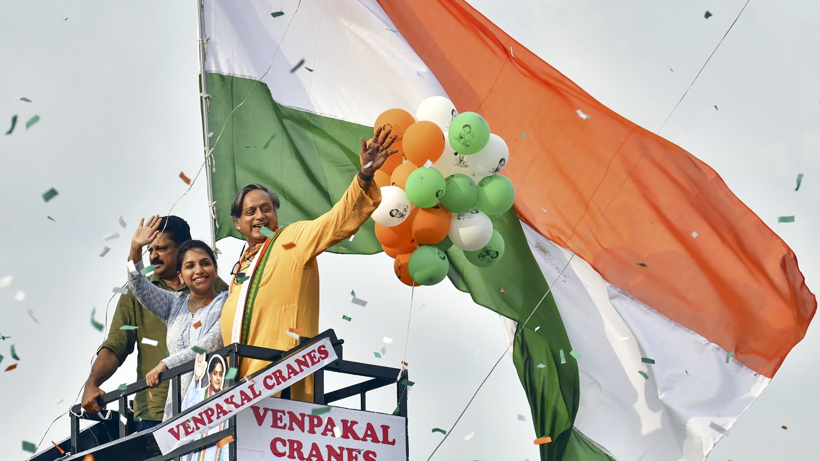 Gloves off in Congress-Left fight in Kerala, BJP very much in the ring ...