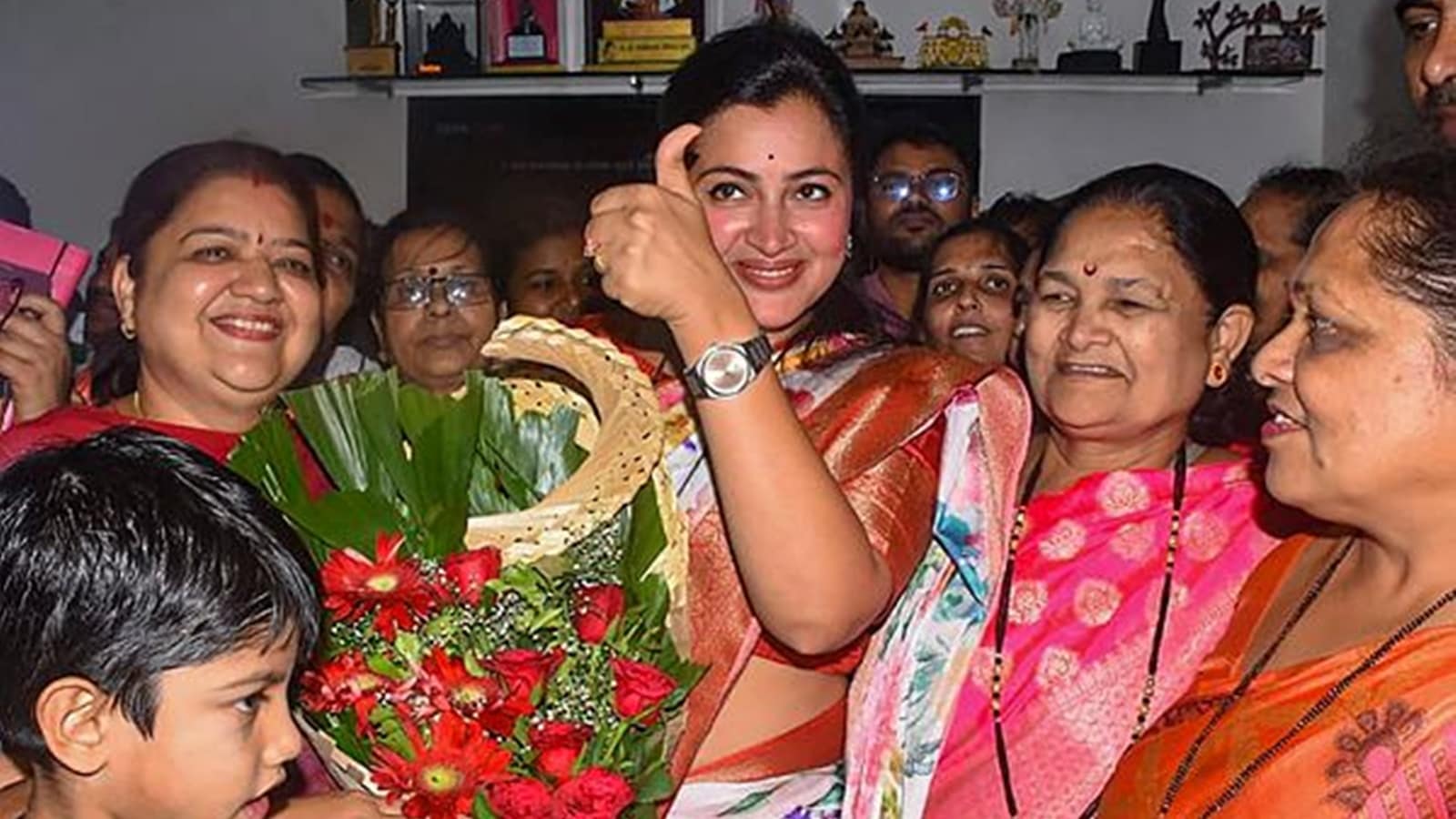 BJP banks on ‘outsider’ Navneet Rana, hopeful of bagging Amravati Lok ...