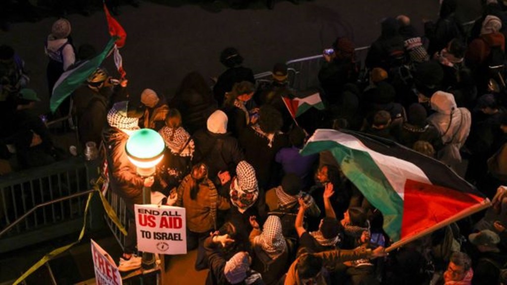 In US, campus protests over Gaza intensify amid pushback by ...