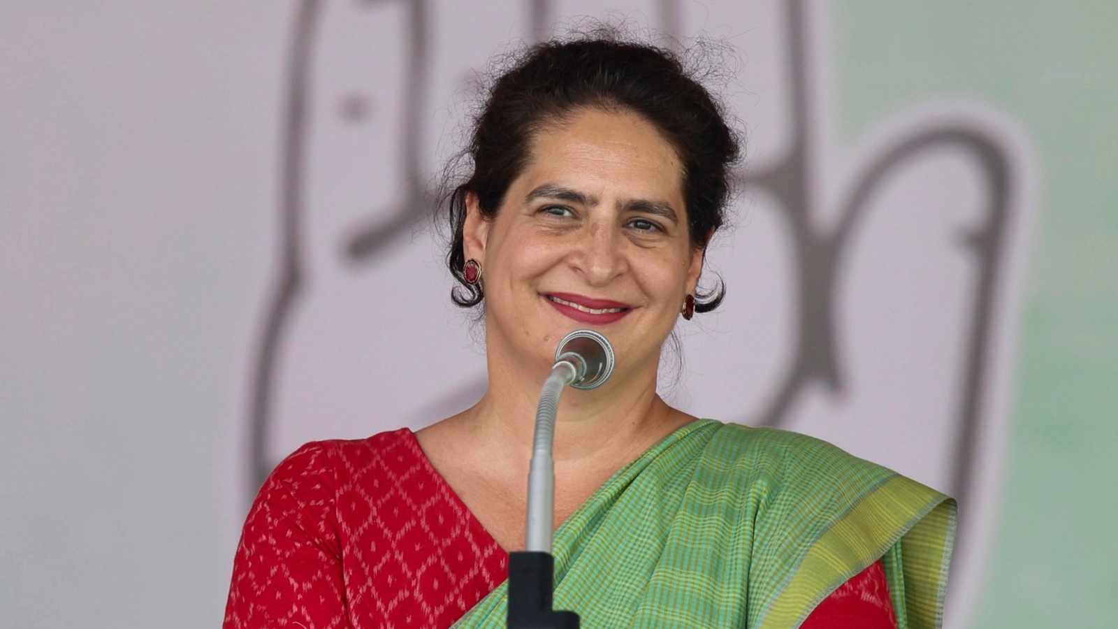 My mother’s ‘mangalsutra’ was sacrificed for this country: Priyanka ...