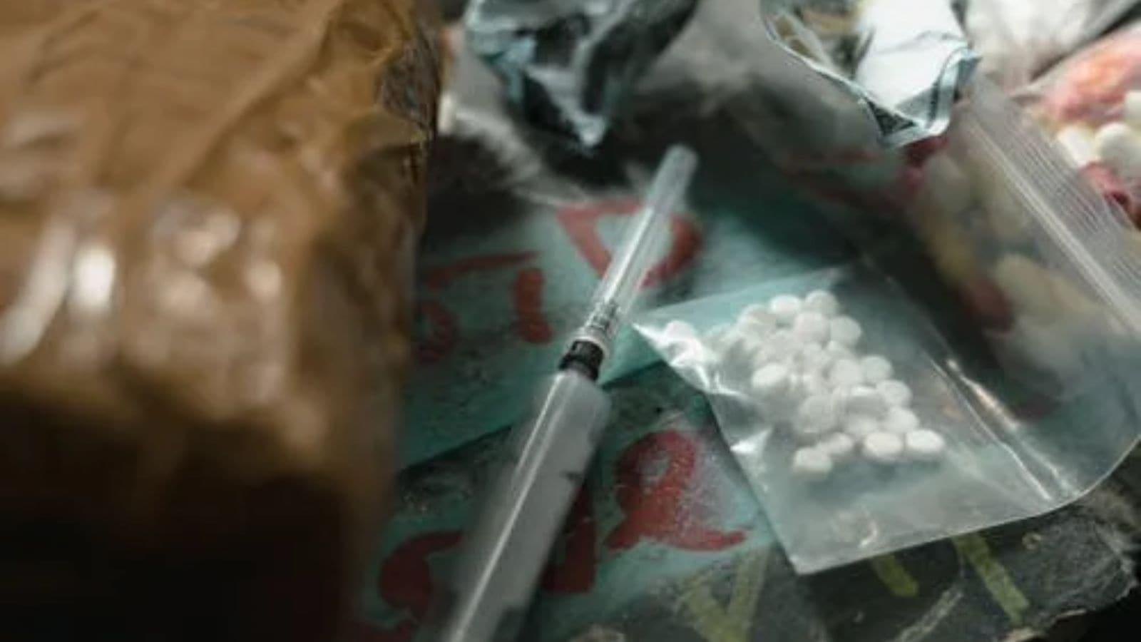 Techie woman from Pune duped of Rs 19 lakh in drugs parcel scam | Pune ...