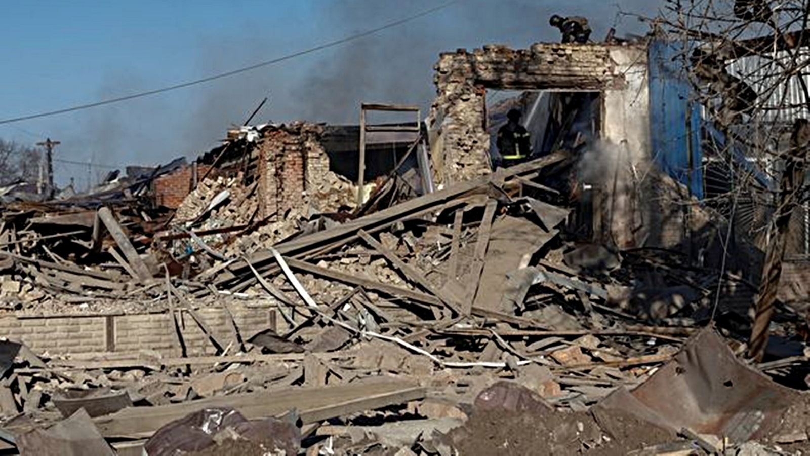 Russian forces stage deadly attacks in southern, northern Ukraine ...