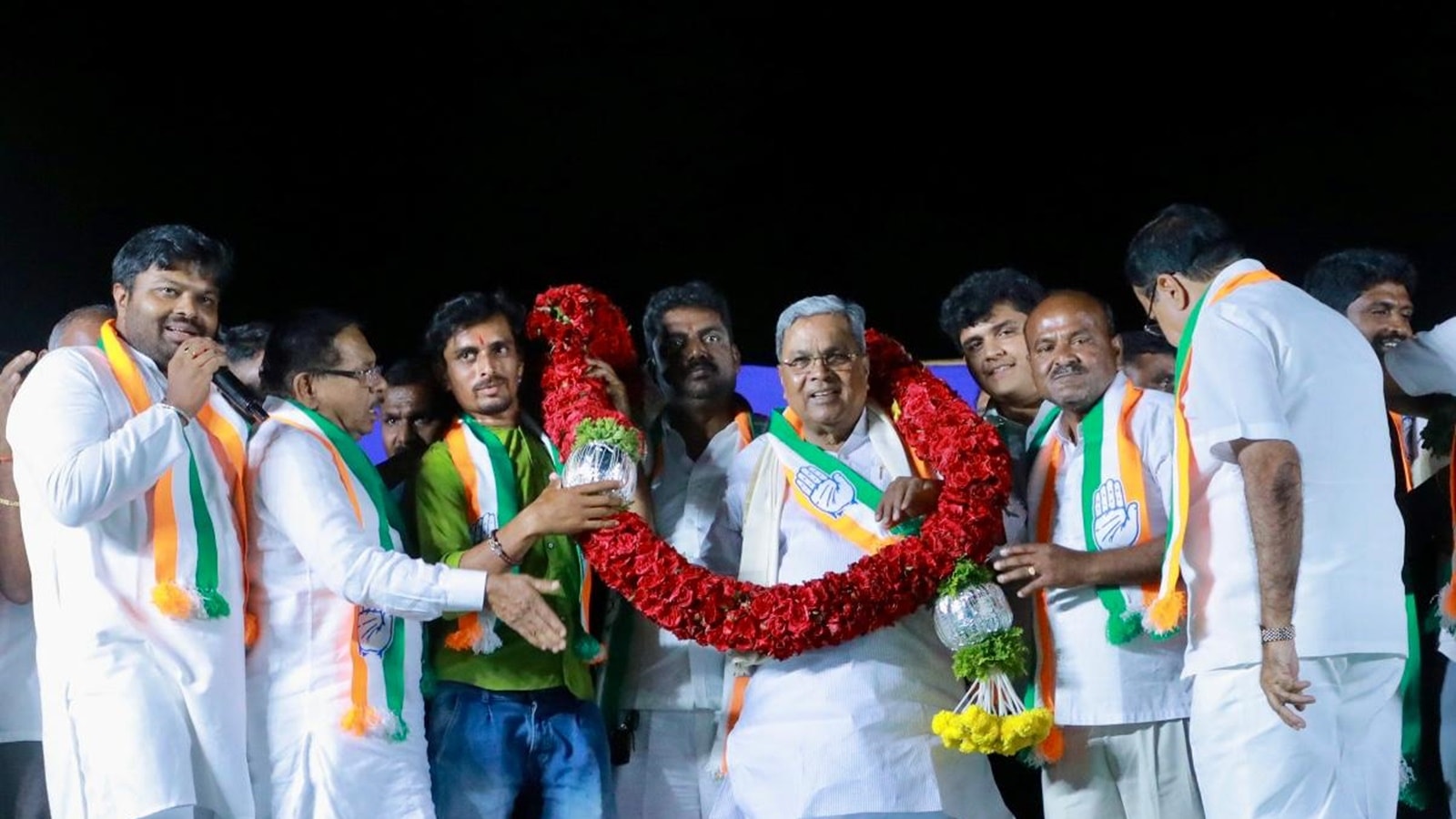 Bengaluru News Highlights: ‘Rahul Gandhi more capable than Modi to ...