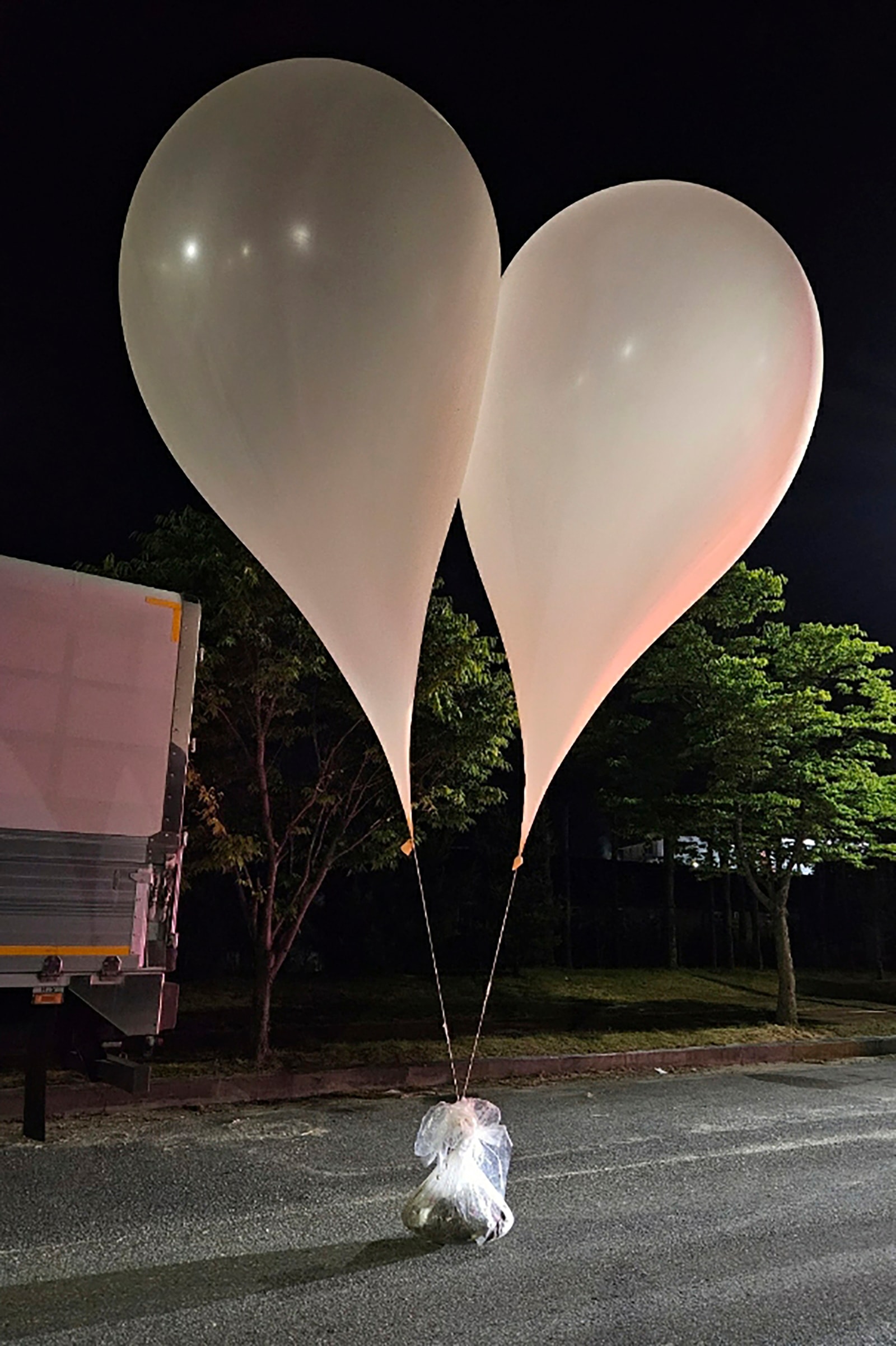 North Korea sends over 200 balloons filled with trash, excrement to South Korea | World News ...