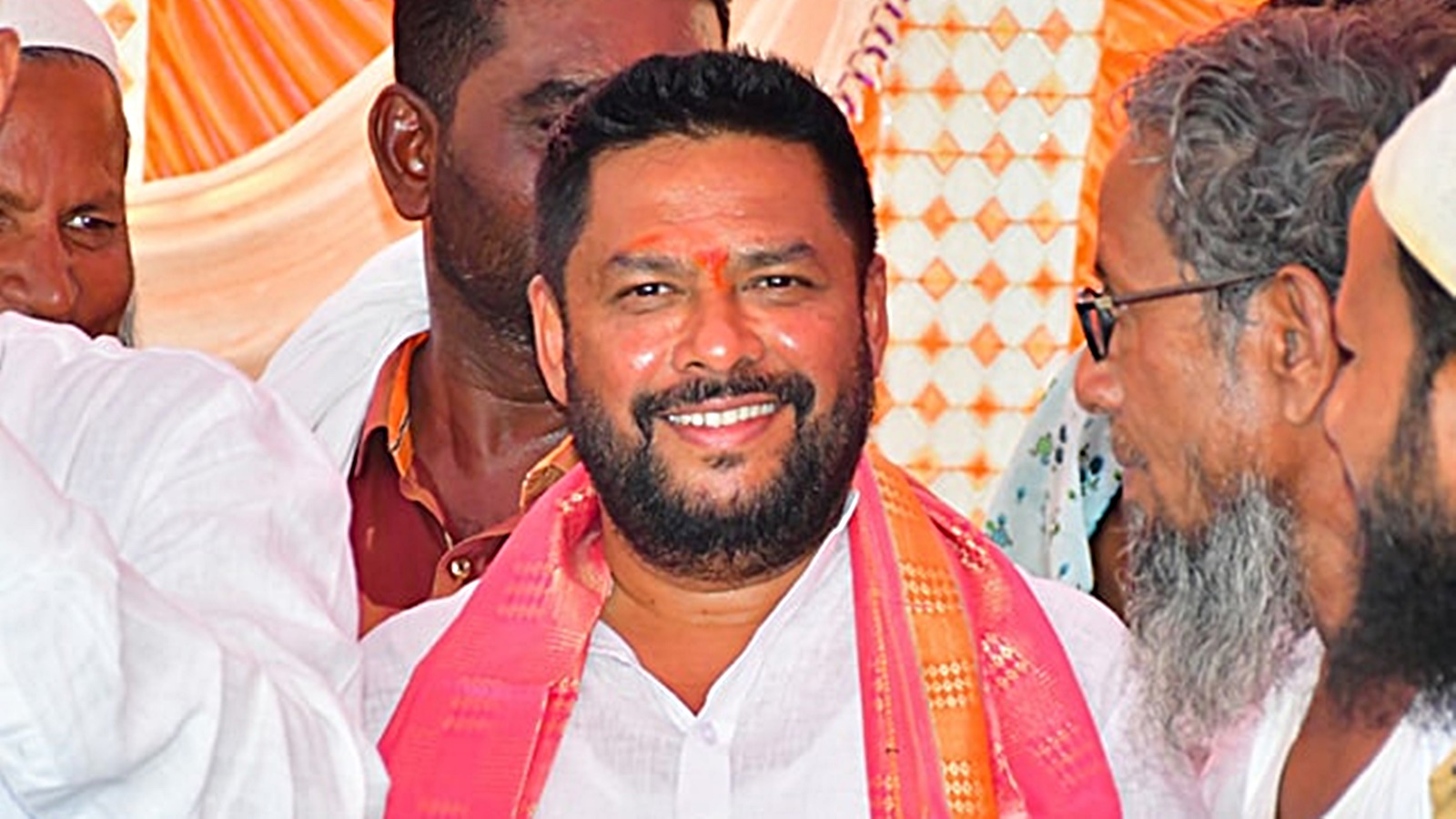 Sack minister B Nagendra, hand over case to CBI: Karnataka BJP days ...