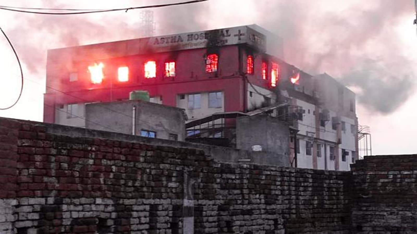 Fire breaks out at hospital in UP’s Baghpat, no casualties | India News ...