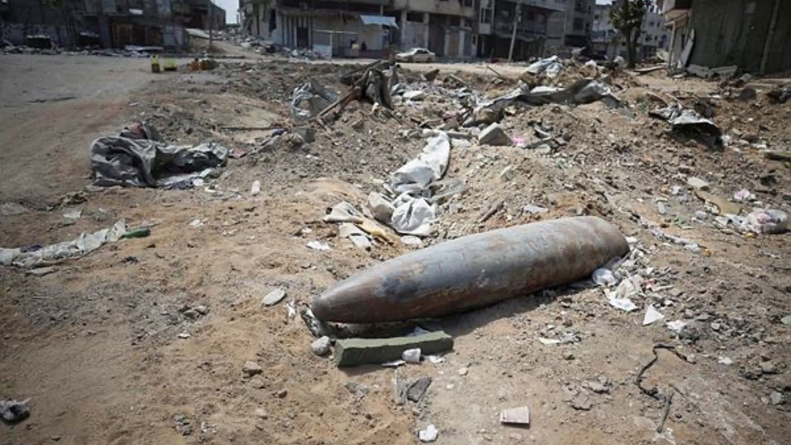 Biden administration is sending $1 billion more in weapons, ammo to ...