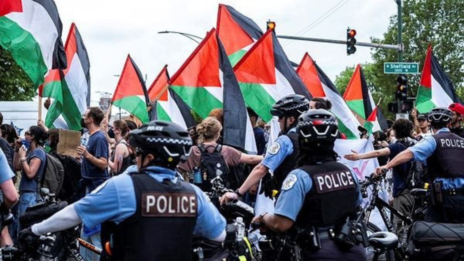 Israel-Hamas war protesters temporarily take over building on ...
