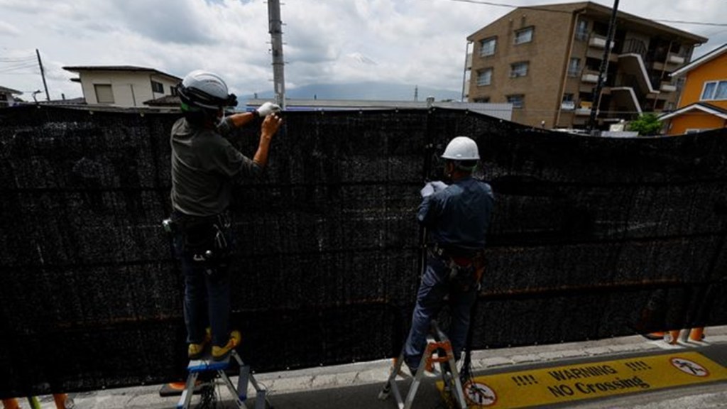 Japan’s town blocks iconic Mount Fuji view with giant mesh to ward off ...