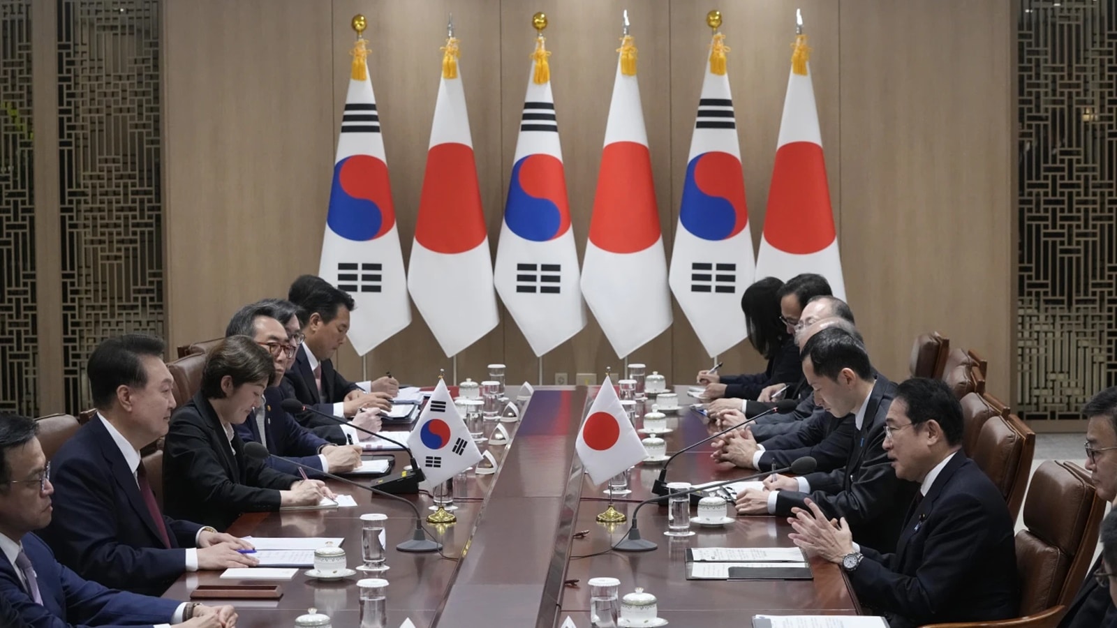 China, Japan, South Korea meet in first trilateral summit since 2019 ...