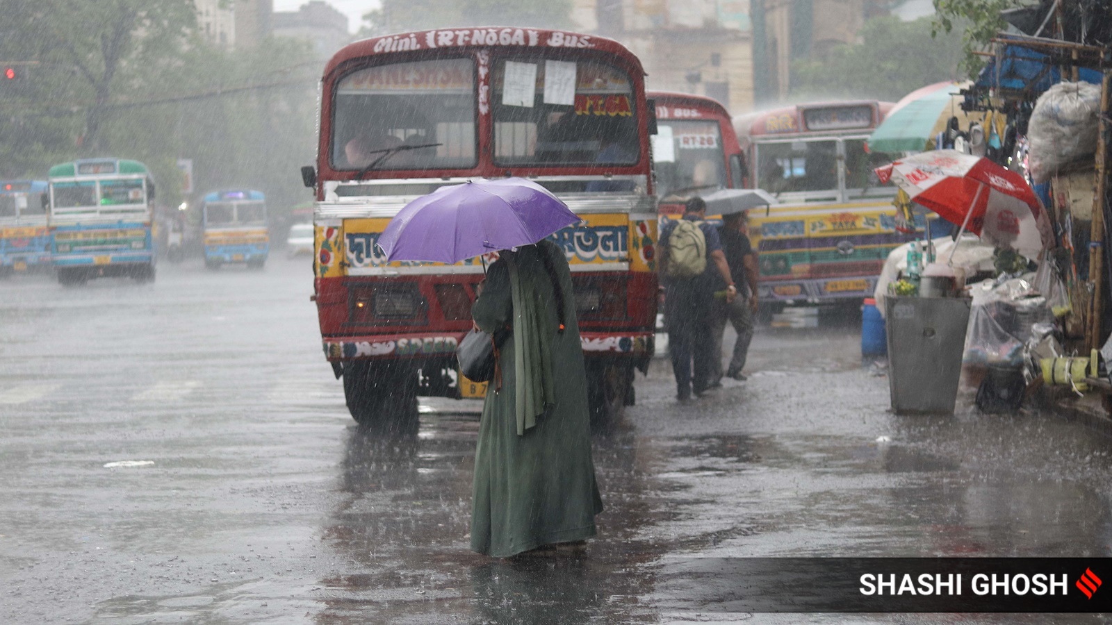 Bengal weather update: Rains likely to continue till Thursday, Kolkata ...
