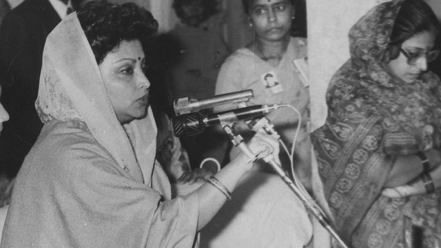 Madhavi Raje, wife of Madhavrao Scindia and mother of Jyotiraditya ...