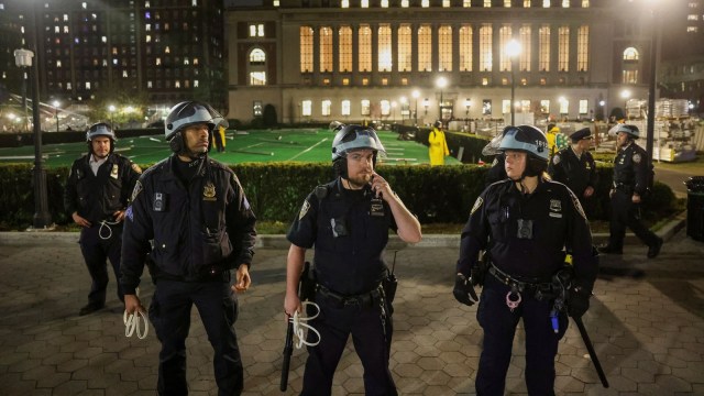 Police clear pro-Palestinian protesters from Columbia University’s ...