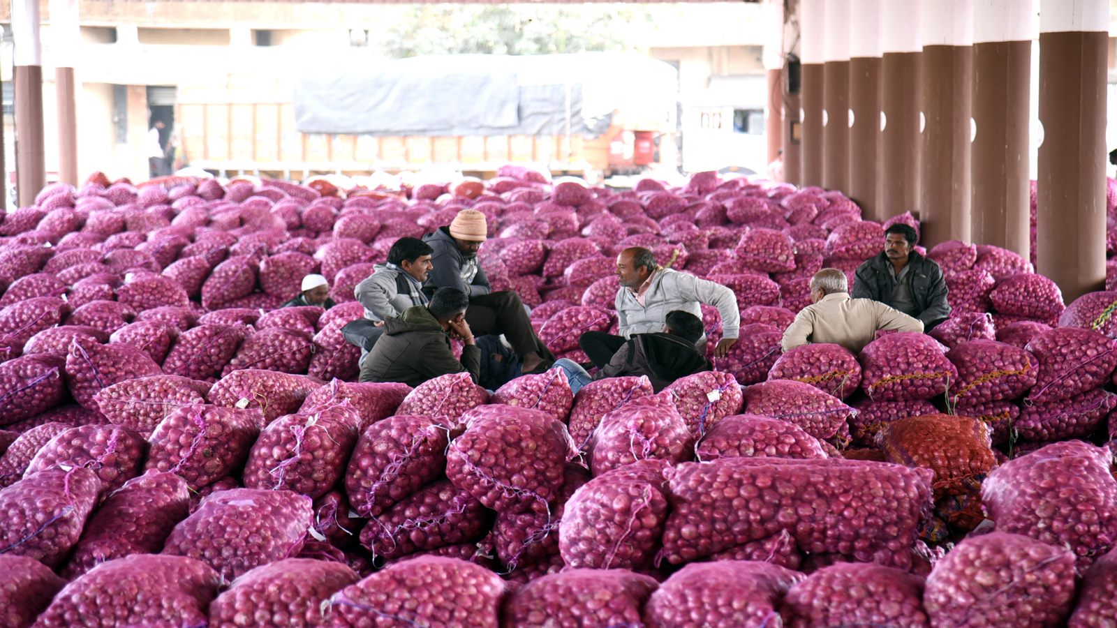 Centre’s onion export policy to have impact on Maharashtra’s Nashik ...
