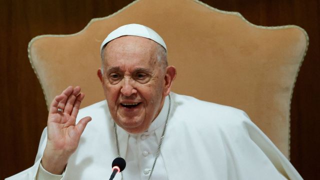 Pope apologizes after being quoted using vulgar term about gay men in ...