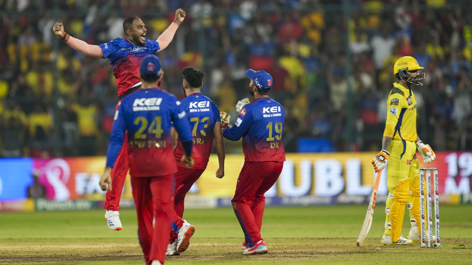 RCB’s Yash Dayal turns hero as MS Dhoni and CSK fall short in chase ...
