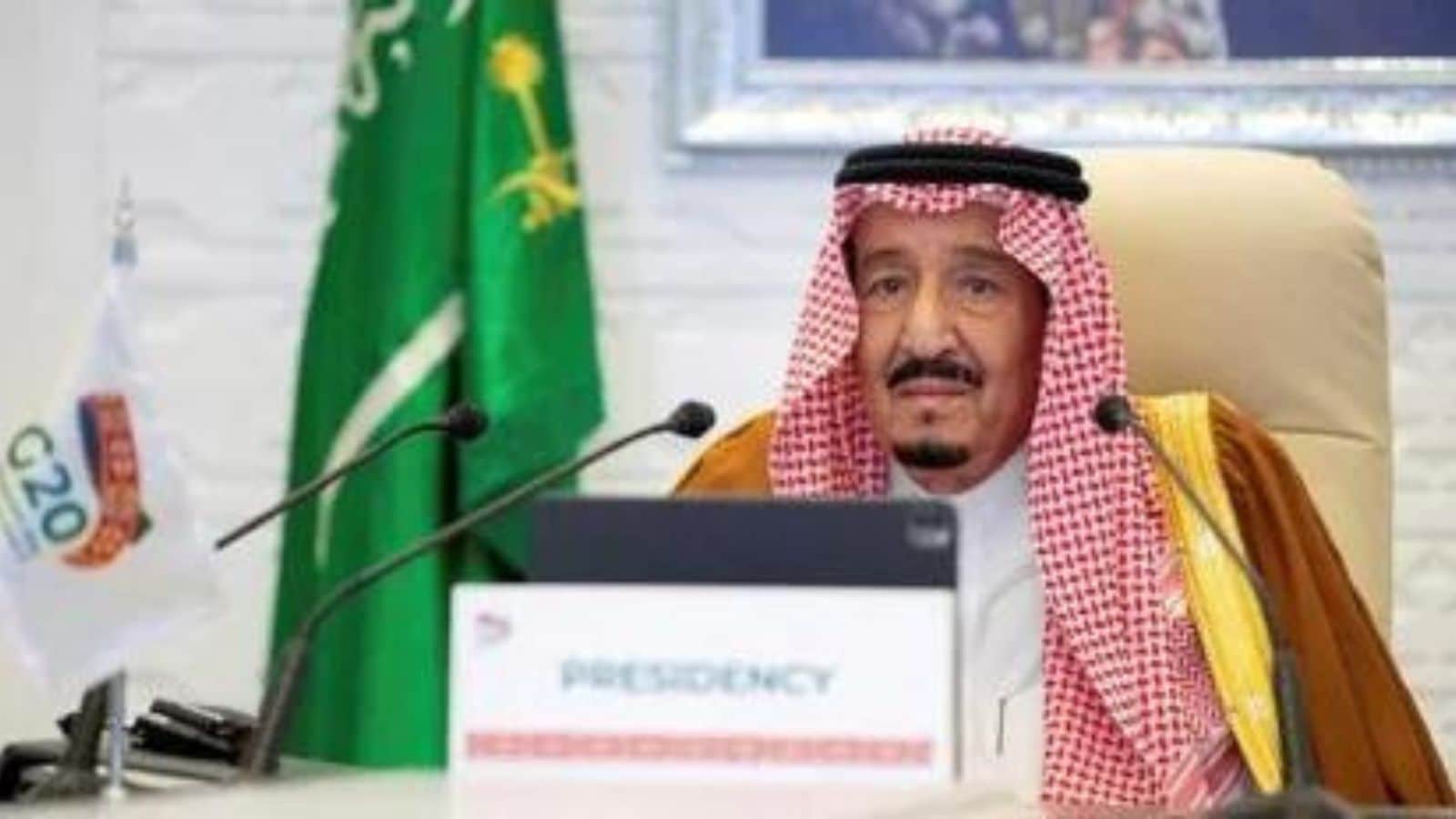 Saudi king heads cabinet meeting after medical treatment, state media say
