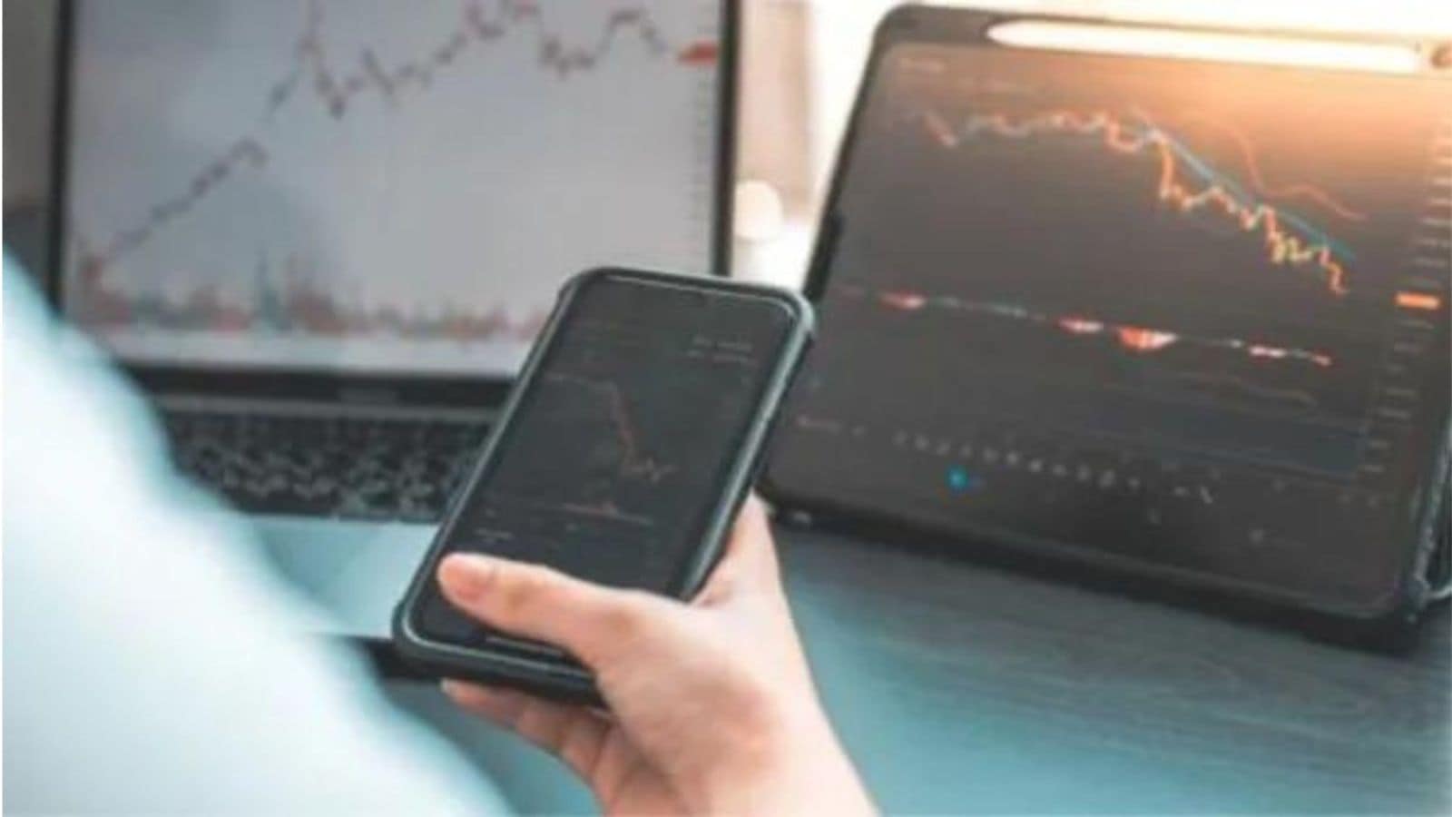 Stock Market Today Highlights: Sensex inches 600 pts higher, India VIX ...