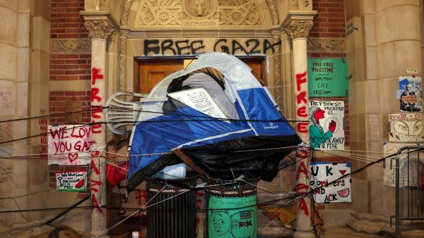 Tension grows as clashes erupt on UCLA campus: What we know so far ...