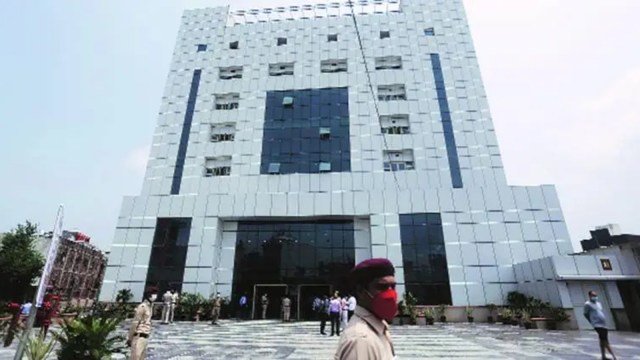 Delhi airport, at least eight city hospitals receive bomb threats ...