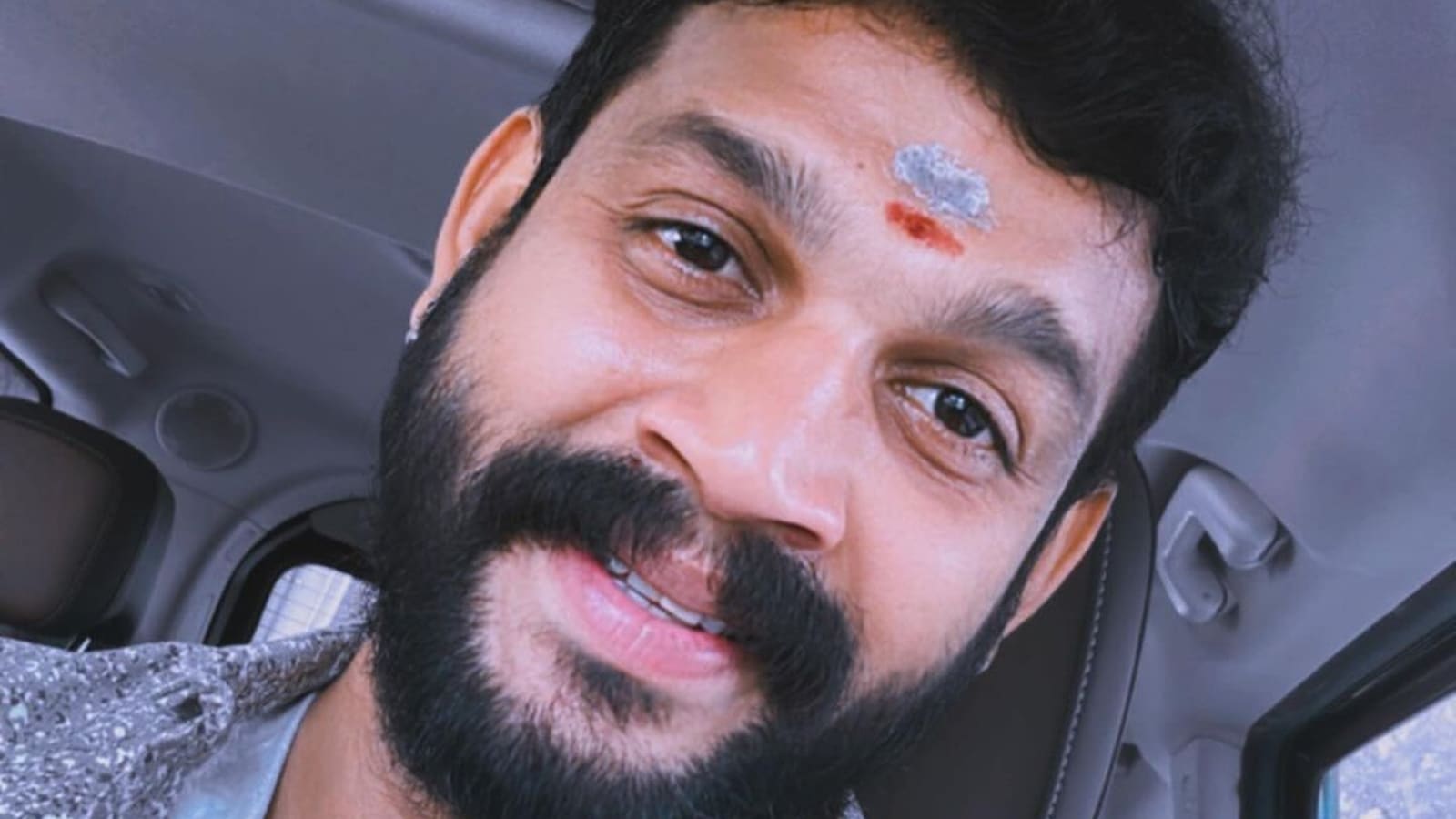 Telugu actor Chandrakanth dies by alleged suicide days after co-star ...