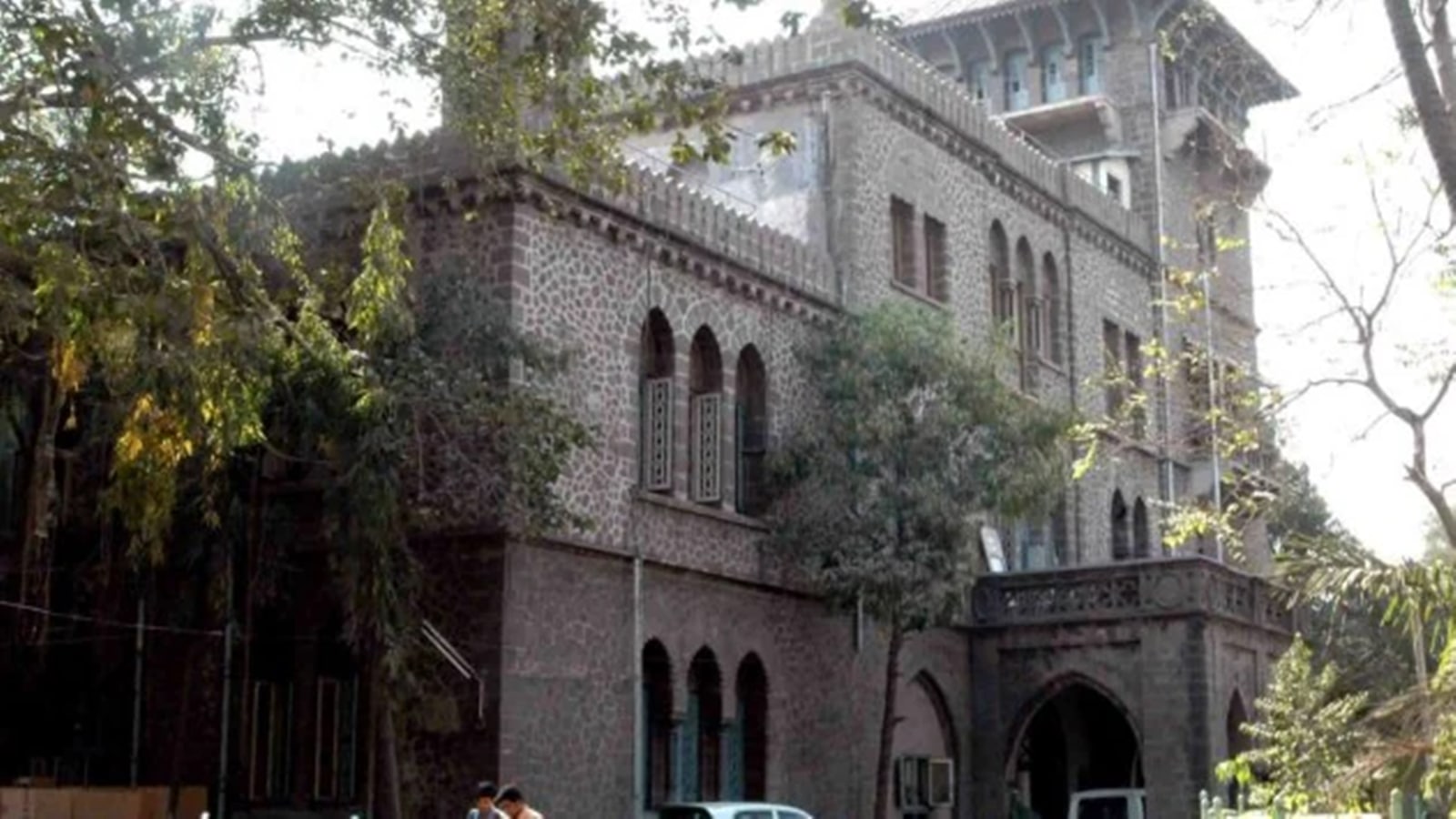 ‘Sharing personal photos’: COEP admin made girl’s friend delete videos ...