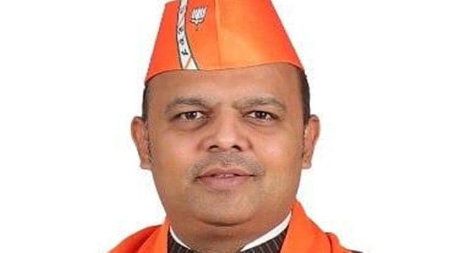 BJP MLA asks MGVCL to stop installing smart meters and address concerns ...